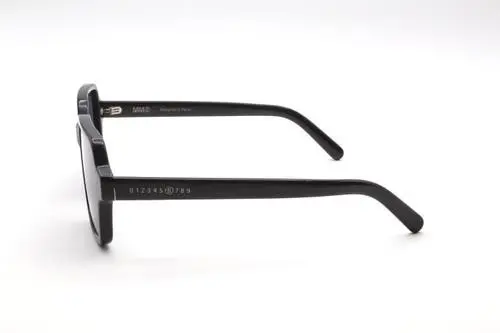 MAISON MARGIELA 56mm Square Sunglasses - Noir