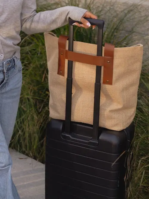 OUT OF THE WOODS Jute T-strap Tote