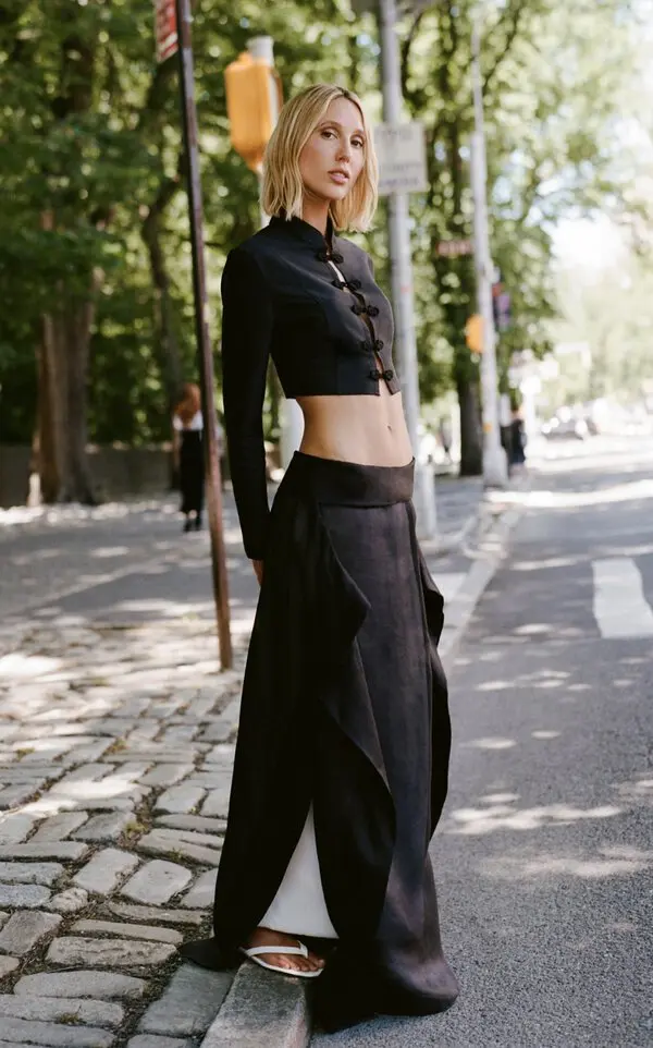 SLOAN Fitted Cropped Crepe Top With Mandarin Collar