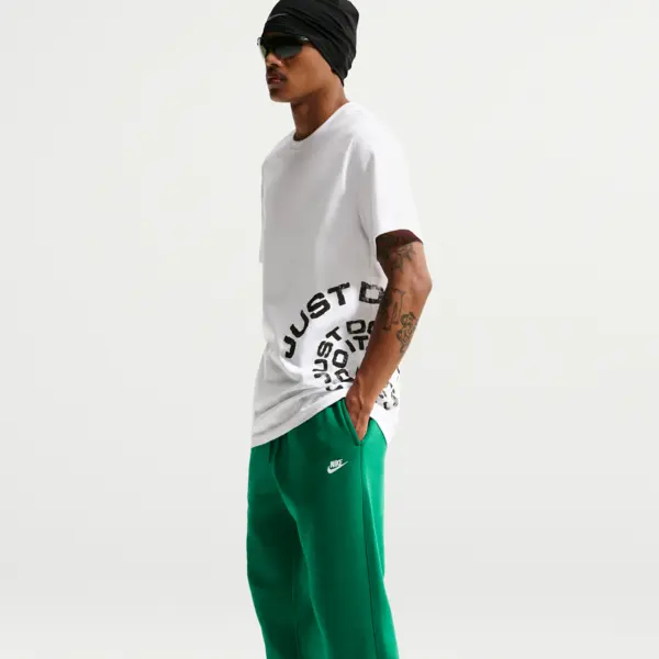 Nike Club Cuffed Brushed Fleece Pants