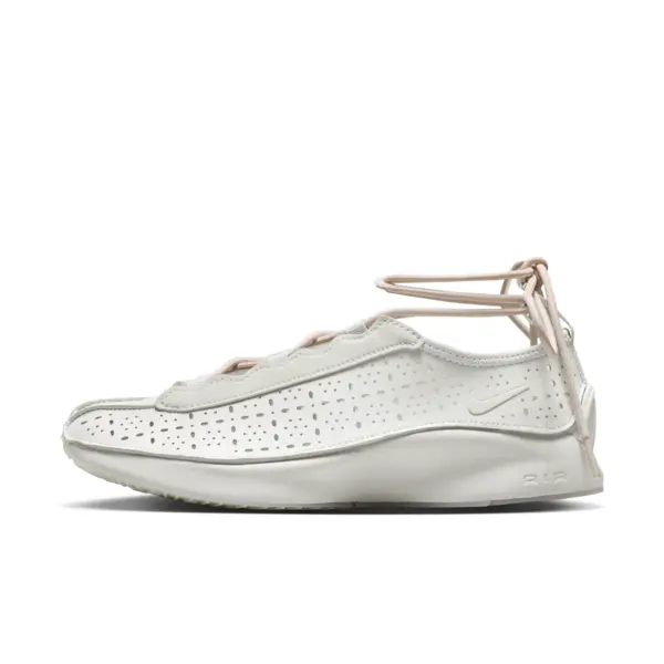 Nike Superfly Athletic Sneakers - Grey