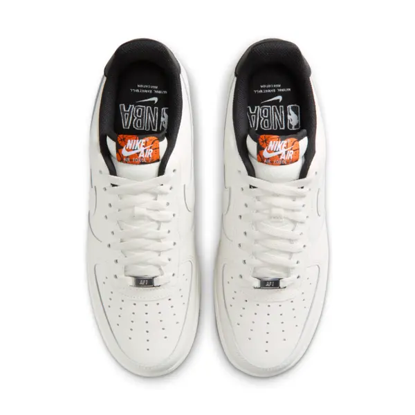 Nike Force 1 '07 Sneakers