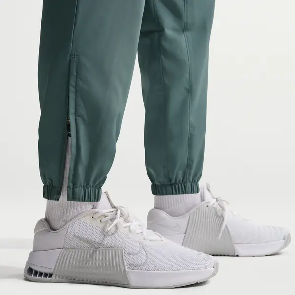 Nike Form Dri-fit Tapered Versatile Pants