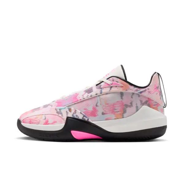 JORDAN Triangle Basketball Shoes