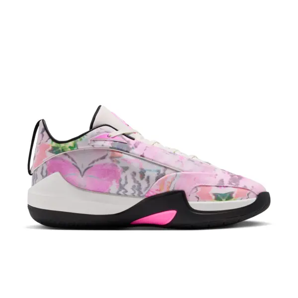 JORDAN Triangle Basketball Shoes