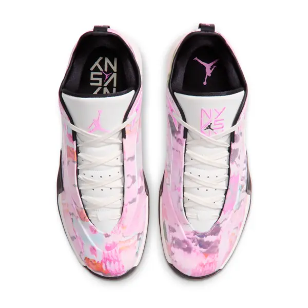 JORDAN Triangle Basketball Shoes