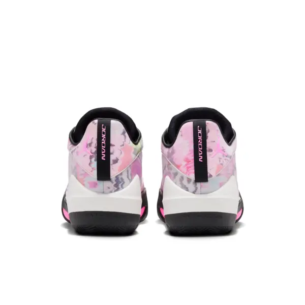 JORDAN Triangle Basketball Shoes