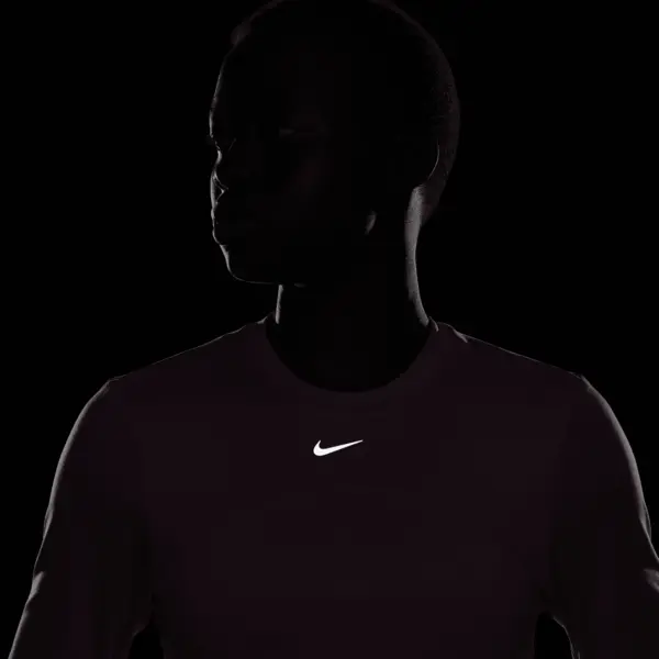 Nike Dri-fit Swift Element Uv Long Sleeve Running Top