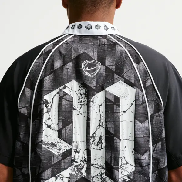 Nike Sb Mad 90 Pack "hypervenom" Sb Dri-fit Bowler Short-sleeve Shirt - Black