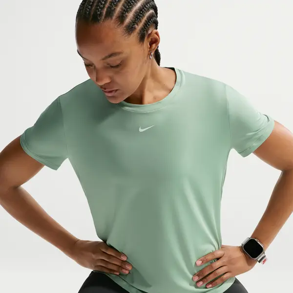 Nike Classic Dri-fit Short-sleeve Top - Green