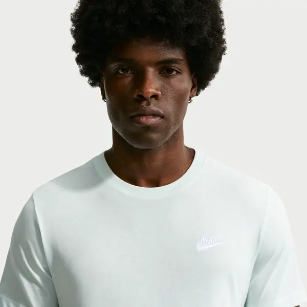 Nike Sportswear Club T-shirt - Green