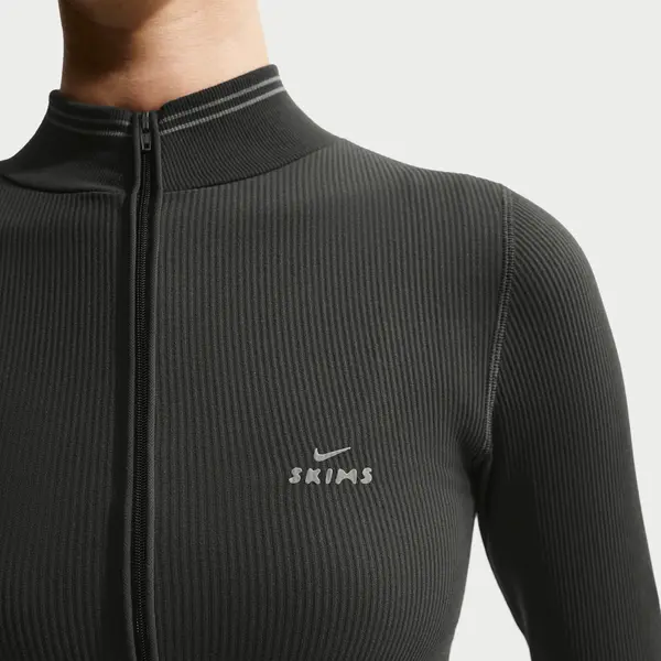 Nike Skims Ribbed Seamless Cropped Full-zip Jacket