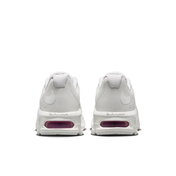 Nike Max Sneakers - White