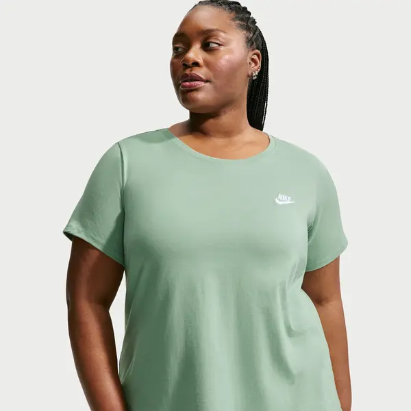 Nike Club Essentials T-shirt - Green