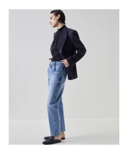 Brunello Cucinelli Straight Leg Jeans With Logo Detail - Blue