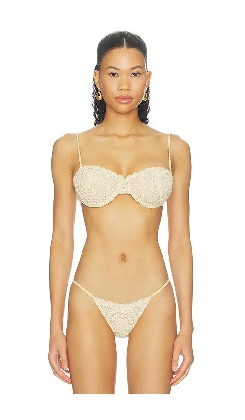 MIRROR PALAIS Buzious Crochet Bikini Top