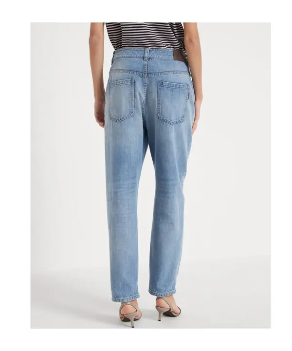 Brunello Cucinelli Tapered Leg Jeans With Logo Patch - Blue
