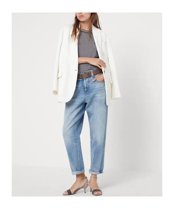 Brunello Cucinelli Tapered Leg Jeans With Logo Patch - Blue