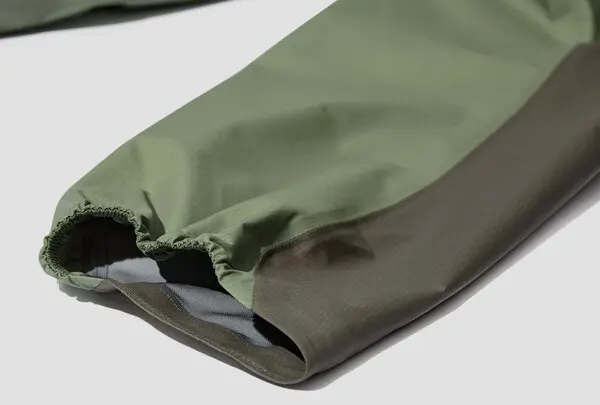 Arc'teryx Norvan Gore-tex Hooded Jacket - Gray
