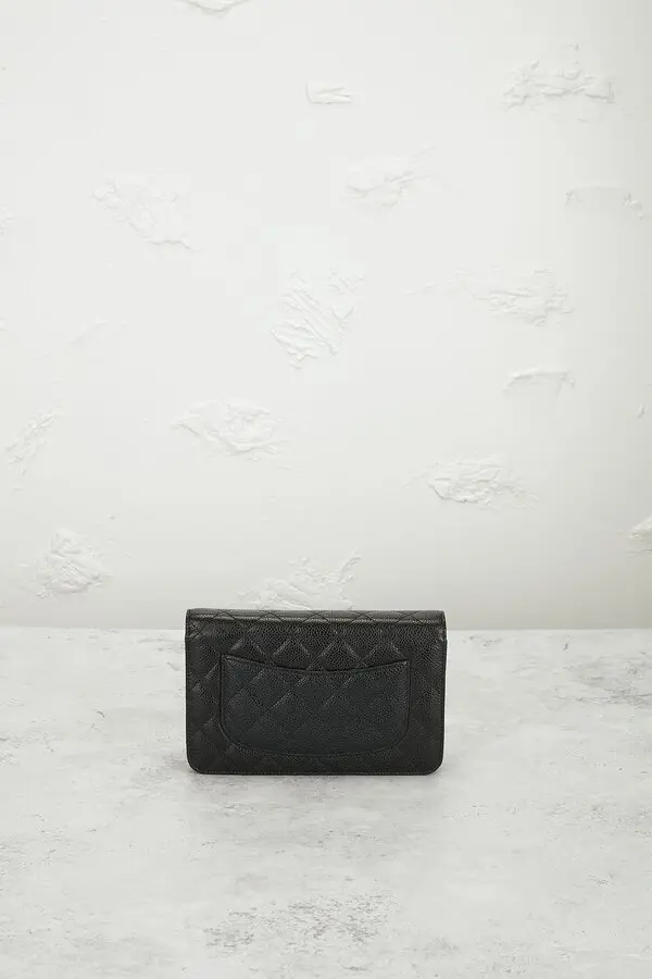 Chanel Caviar Classic Wallet On Chain