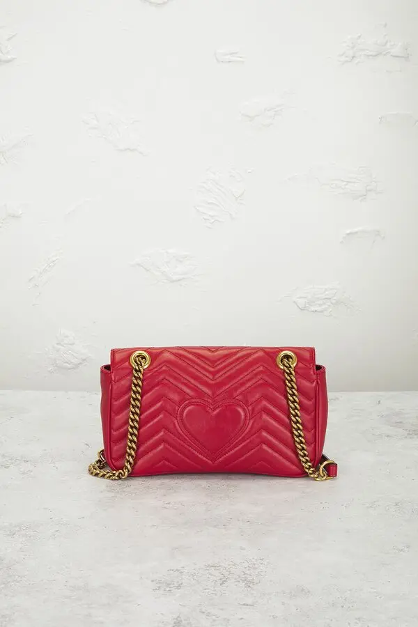 Gucci Gg Marmont Shoulder Bag In Red