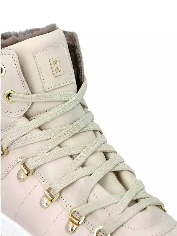 Bogner Lace-up Leather Boots With Padded Collar And Lug Sole