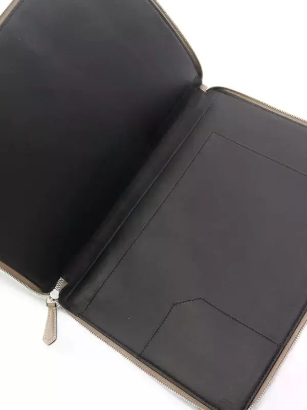 Fendi 2010s Pebbled Leather Coin Purse