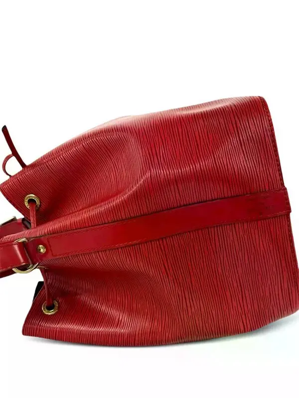 LOUIS VUITTON Epi Petit Noe Bucket Bag - Red