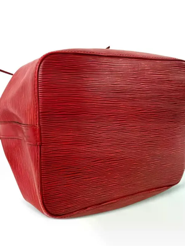 LOUIS VUITTON Epi Petit Noe Bucket Bag - Red