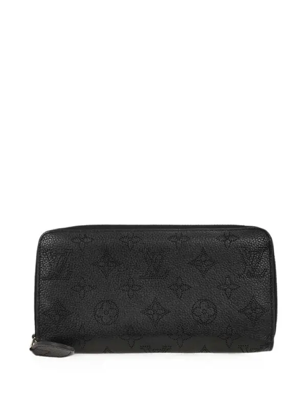 LOUIS VUITTON 2017 Monogram Mahina Zippy Wallet