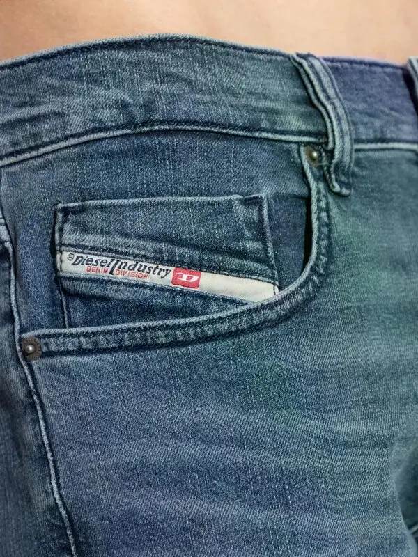 DIESEL® 2019 D-strukt Whiskered Jeans