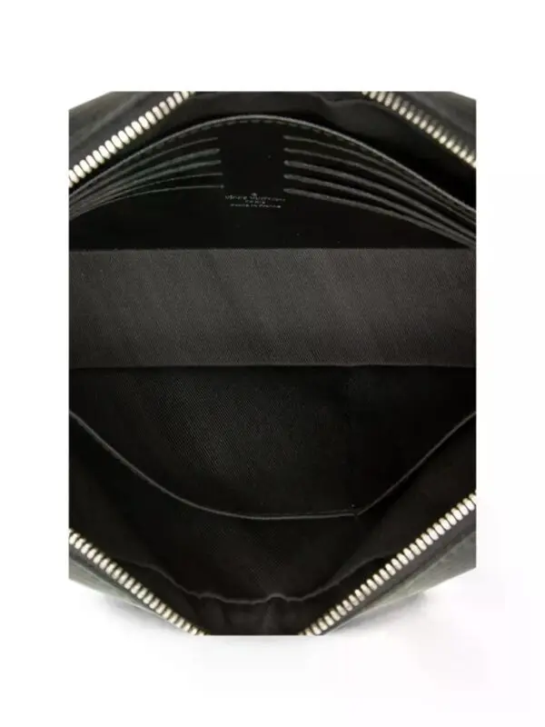LOUIS VUITTON 2016 Epi Neo Hoche Clutch Bag