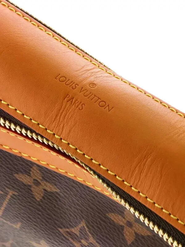 LOUIS VUITTON Saumur Messenger Bag Monogram Canvas Pm Crossbody Bag