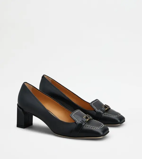 TOD'S Leather Pumps With T Timeless Accessory