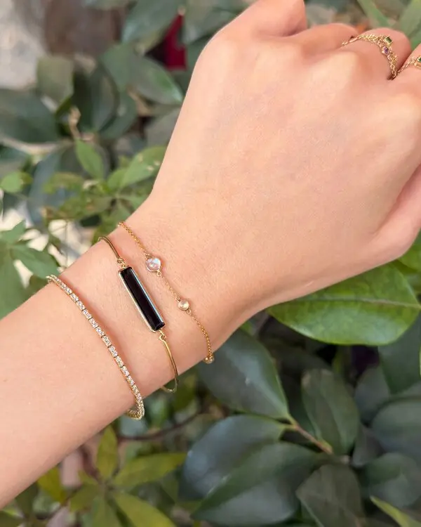 YI COLLECTION Tourmaline Protection Bar Bangle