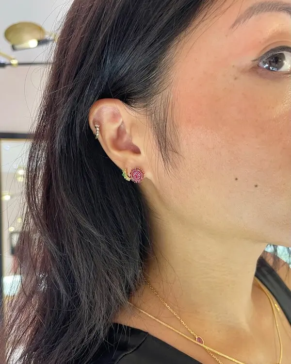 YI COLLECTION Ruby Flower Stud Earrings