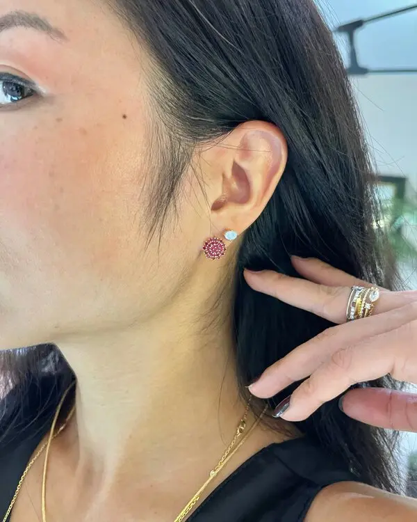 YI COLLECTION Ruby Flower Stud Earrings