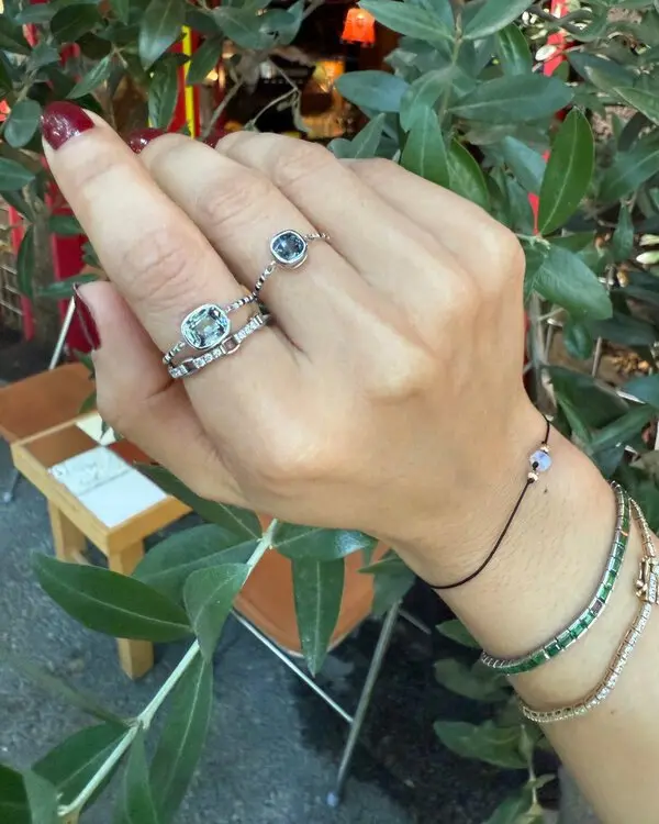 YI COLLECTION Black Diamond & Lilac Gray Spinel Petite Circle Ring