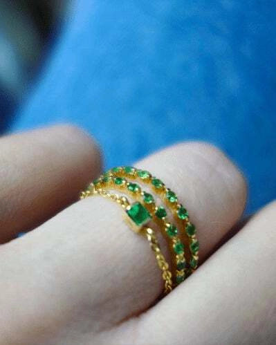 YI COLLECTION Tsavorite & 18k Gold Infinity Ring