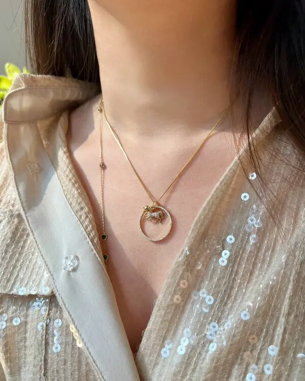YI COLLECTION Diamond Zodiac Horse Pendant Necklace
