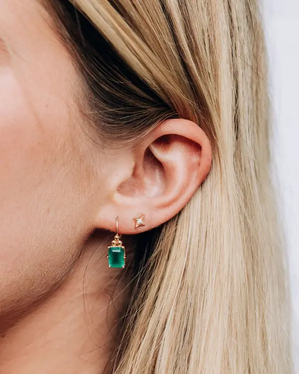 Anzie Topaz Jac+jo Mini Gothic Stud Earring