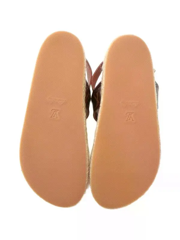 LOUIS VUITTON 2017 Odyssey Line Monogram Flat Sandals