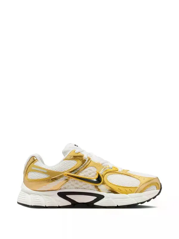 Nike V5 Rnr Sneakers