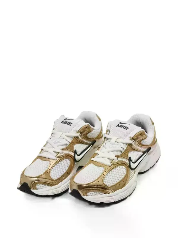 Nike V5 Rnr Sneakers - White