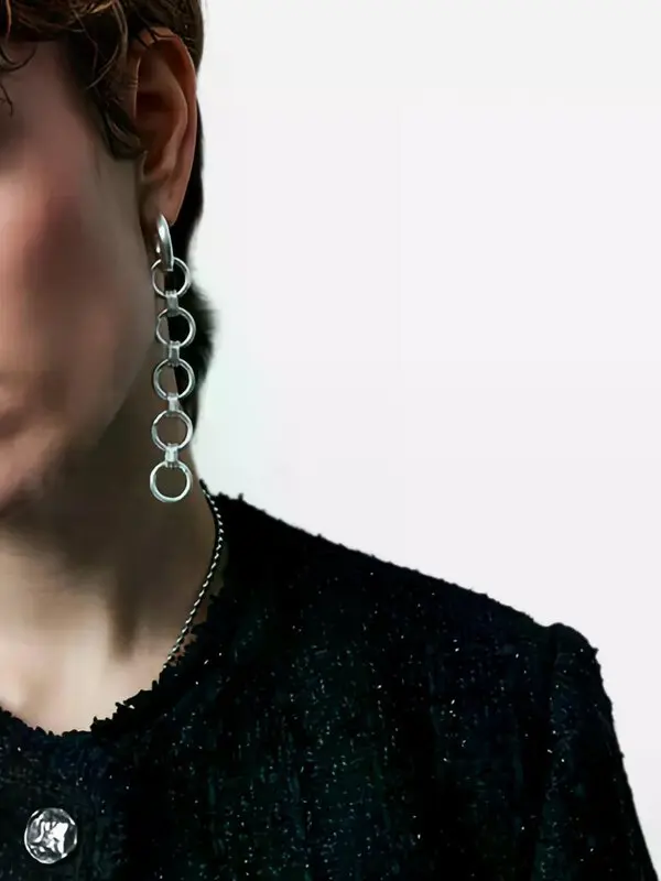POISONED HEARTS Chain-link Drop Earrings