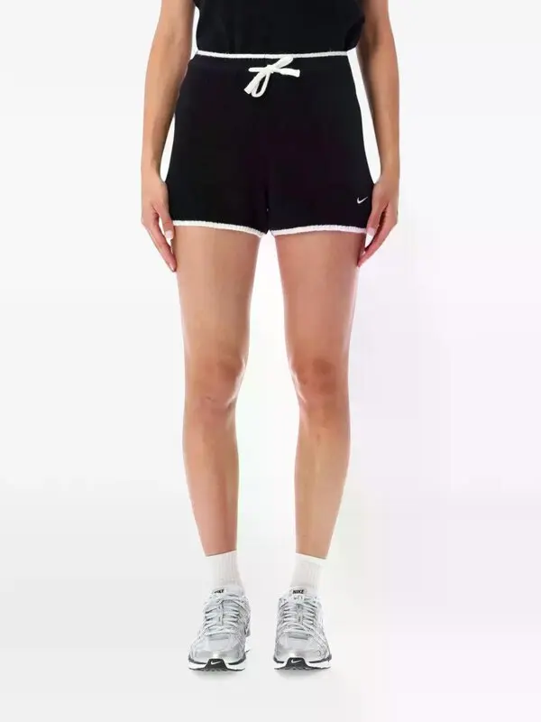 Nike Chill Knit Mid-rise Shorts - Black