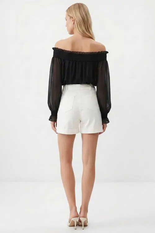 EXQUISE Pocketed Button Front Denim Shorts