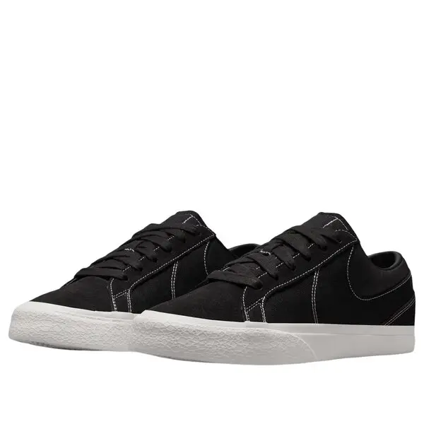 Nike Blazy Sneakers
