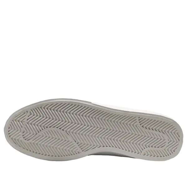 Nike Blazy Sneakers
