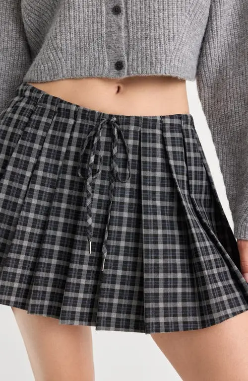 Good American The Pleated Plaid Miniskirt